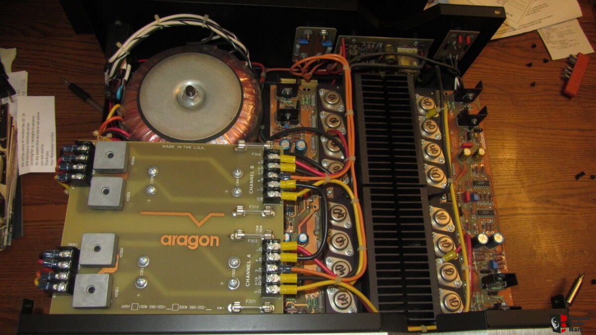 Aragon Palladium monoblock amplifiers, (Class 'A' and 'A/B') Photo ...