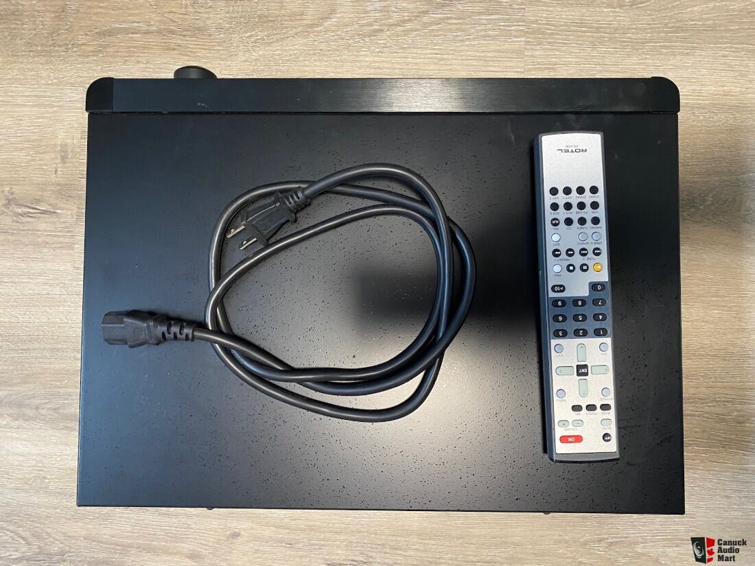 Rotel RC-1570 Preamplifier Photo #3500490 - US Audio Mart