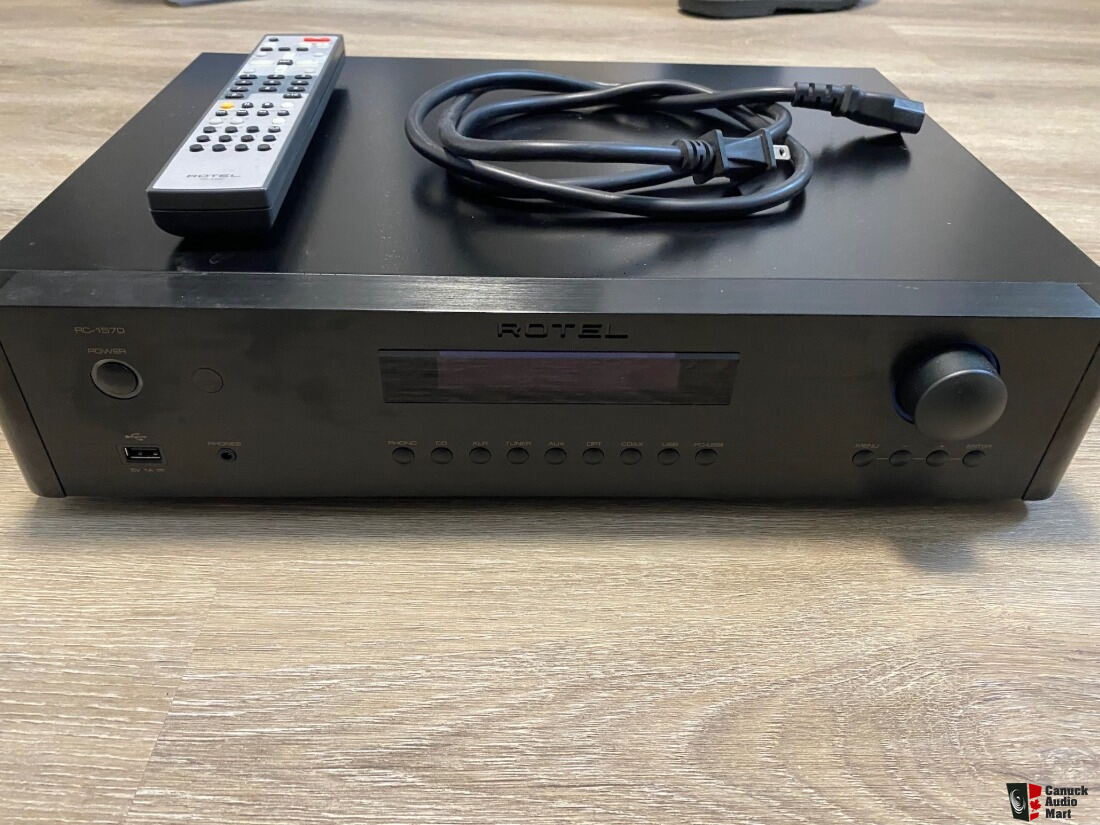 Rotel RC-1570 Preamplifier Photo #3597566 - Canuck Audio Mart