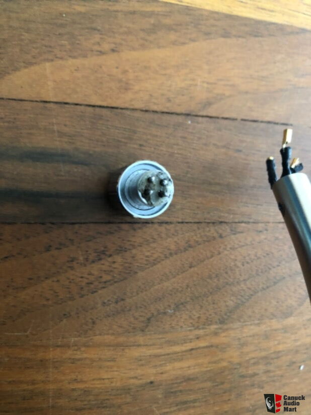 Rega R200 tonearm For Sale - Canuck Audio Mart