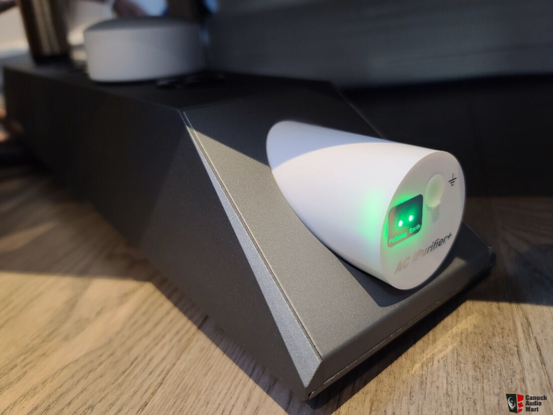 Ifi audio powerstation audiophile power conditioner Photo #3607772 - US ...