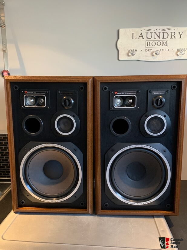 KOSS KossFire Model 110 4 way stereo speakers look & sound incredible ...