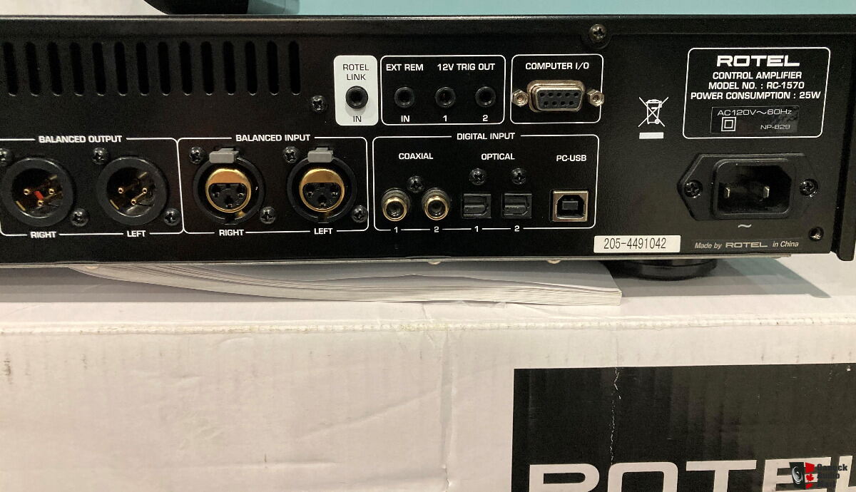 Rotel RC-1570. Preamplifier Photo #3629319 - UK Audio Mart