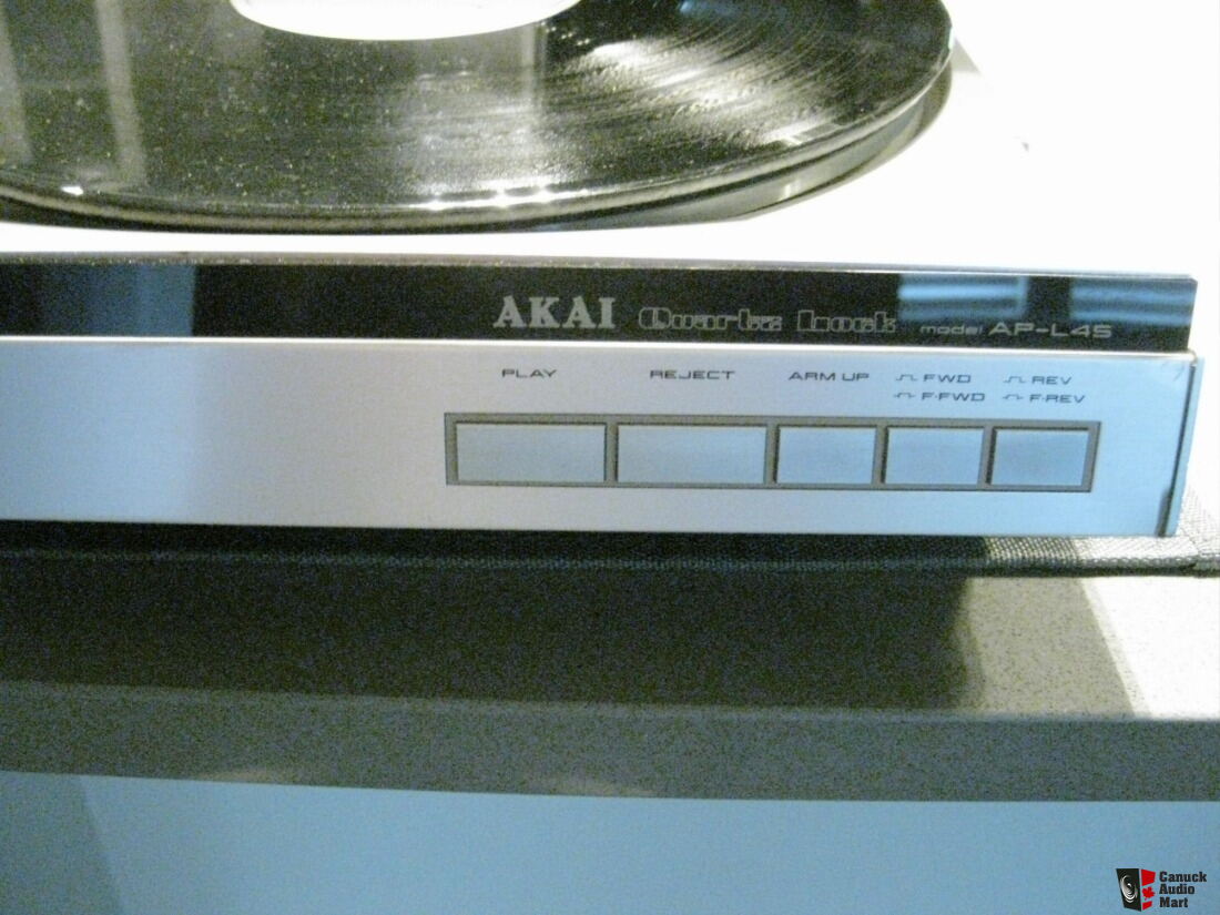 AKAI AP-L 45 Linear Trucking Direct Drive Turntable in very good ...