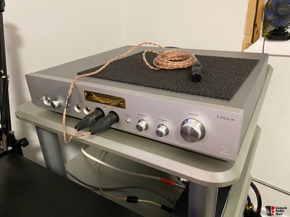 Luxman P-700u pure Class A headphone amplifier - MADE IN JAPAN; US ...