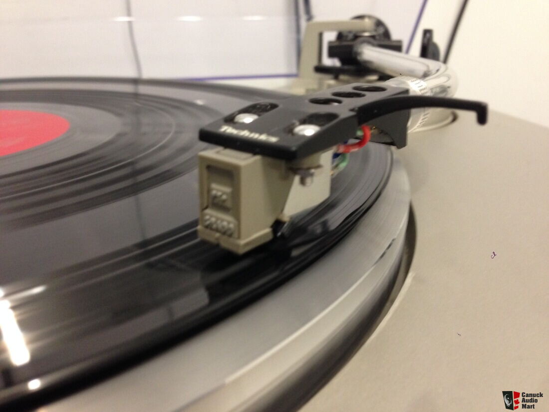 Technics SL-Q202 Quartz Lock semi-auto turntable with new Audio ...