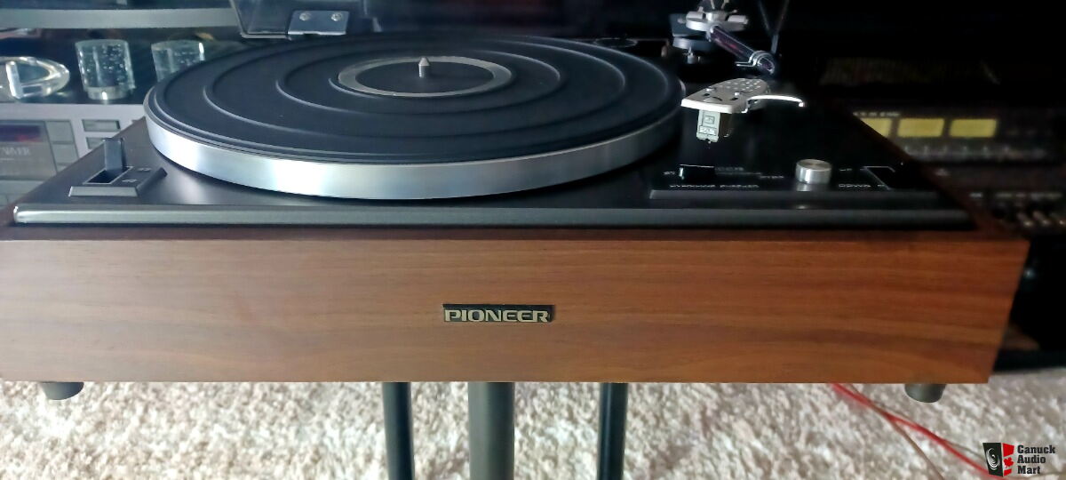 Pioneer PL-15D Turntable