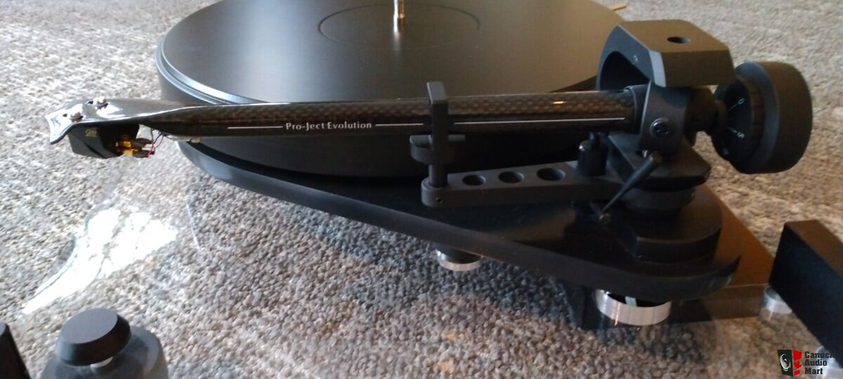 Pro-ject 6 PerspeX Turnable Photo #3671011 - Canuck Audio Mart