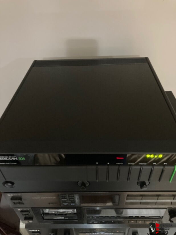 Meridian 504 Tuner *SOLD PENDING Photo #3685304 - UK Audio Mart