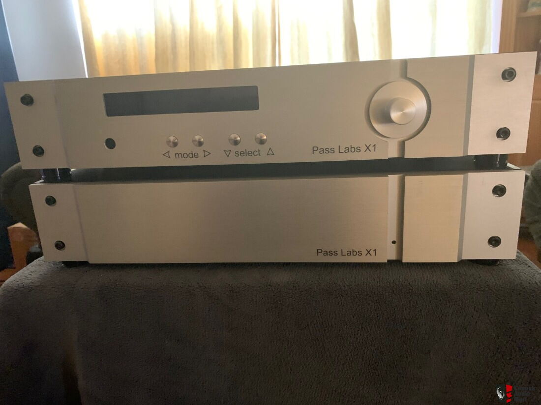 pass labs pre-amp X1 with power supply & remote control For Sale ...