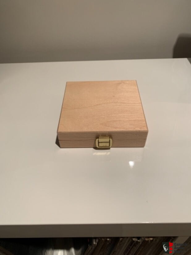 Pro-Ject Record Stabilizer Puck For Sale - UK Audio Mart