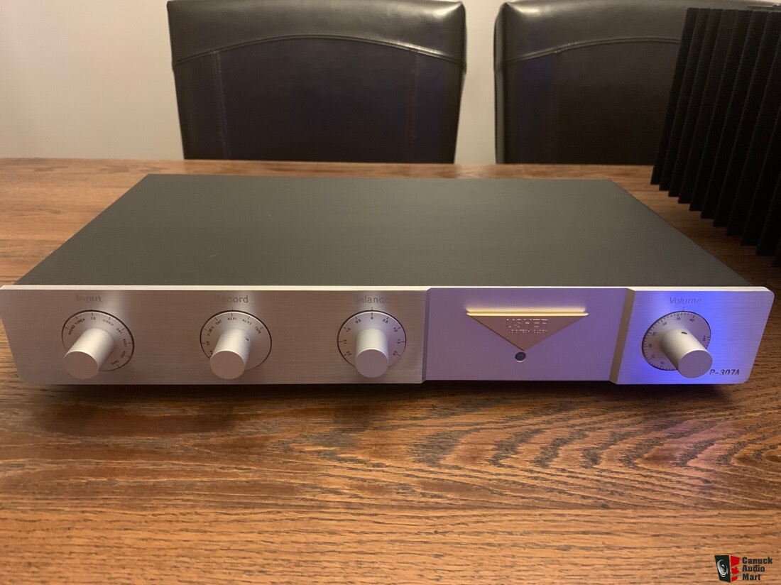 Usher P-307A Preamp w/Phono stage For Sale - Canuck Audio Mart