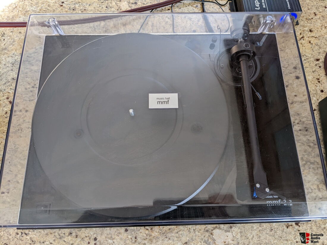 Music Hall 2.2 belt drive turntable Photo #3720616 - Canuck Audio Mart