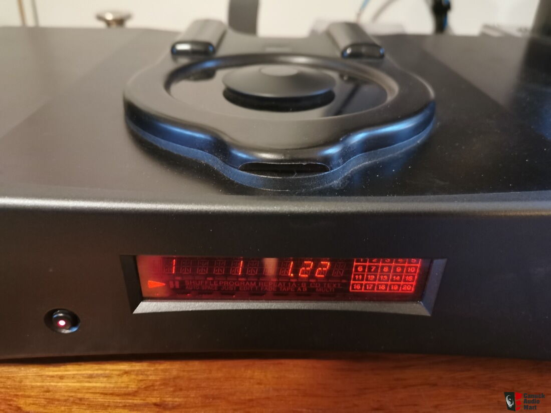 Rega Planet 2000 CD Player with Solar Remote Photo #3721472 - Canuck ...