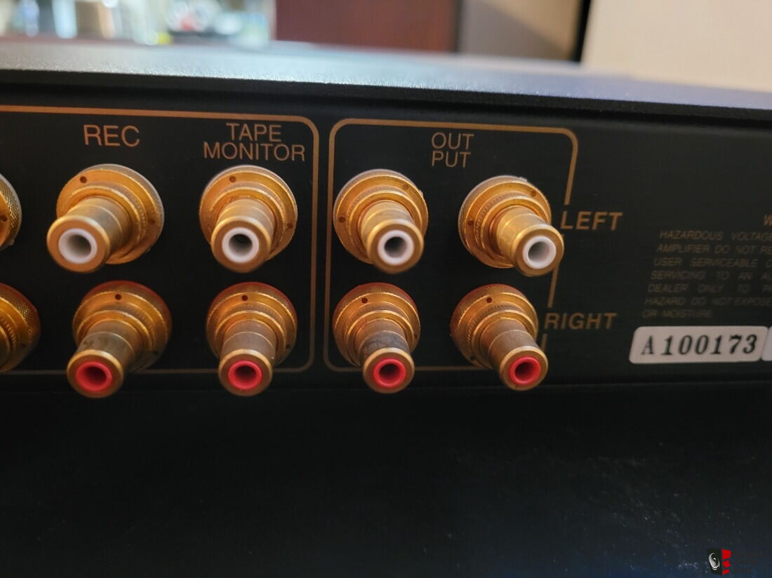 Usher P-307a preamp with phono stage. $1150 Photo #3729100 - Canuck ...