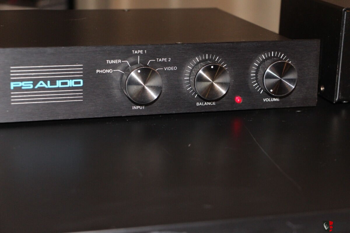 PS Audio PS IV-H preamplifier with MM/MC phono Photo #3729883 - UK ...