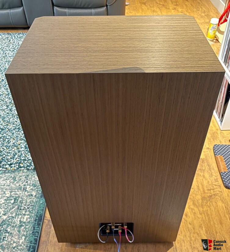 JBL Synthesis 4367 in walnut Photo #3736367 - Canuck Audio Mart