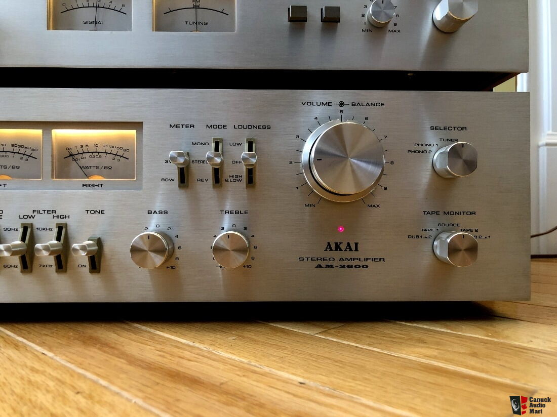 Akai AM-2600 & AT-2400 Stereo Integrated Amplifier and AM/FM Tuner in ...