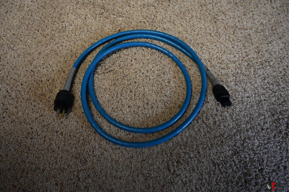 Cardas Quadlink power cable 8ft For Sale - Canuck Audio Mart
