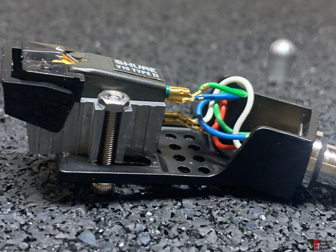 Akai Head shell with cartridge $30 Photo #3763134 - UK Audio Mart