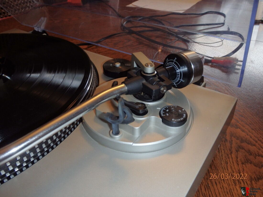 Technics SL-D303 Fully Automatic Direct Drive Turntable Photo #3774676 ...