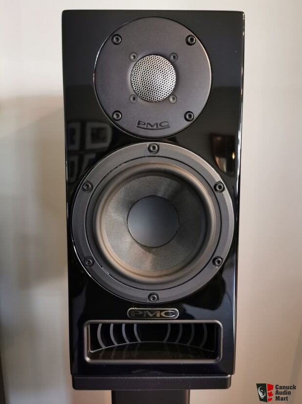 PMC twenty5.21i Loudspeakers Photo #3780775 - UK Audio Mart