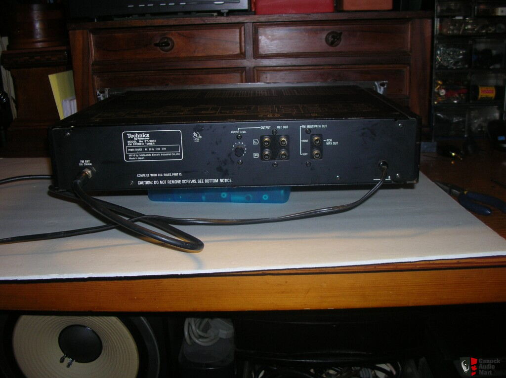 VIntage Technics ST-9030 Tuner Photo #378154 - US Audio Mart