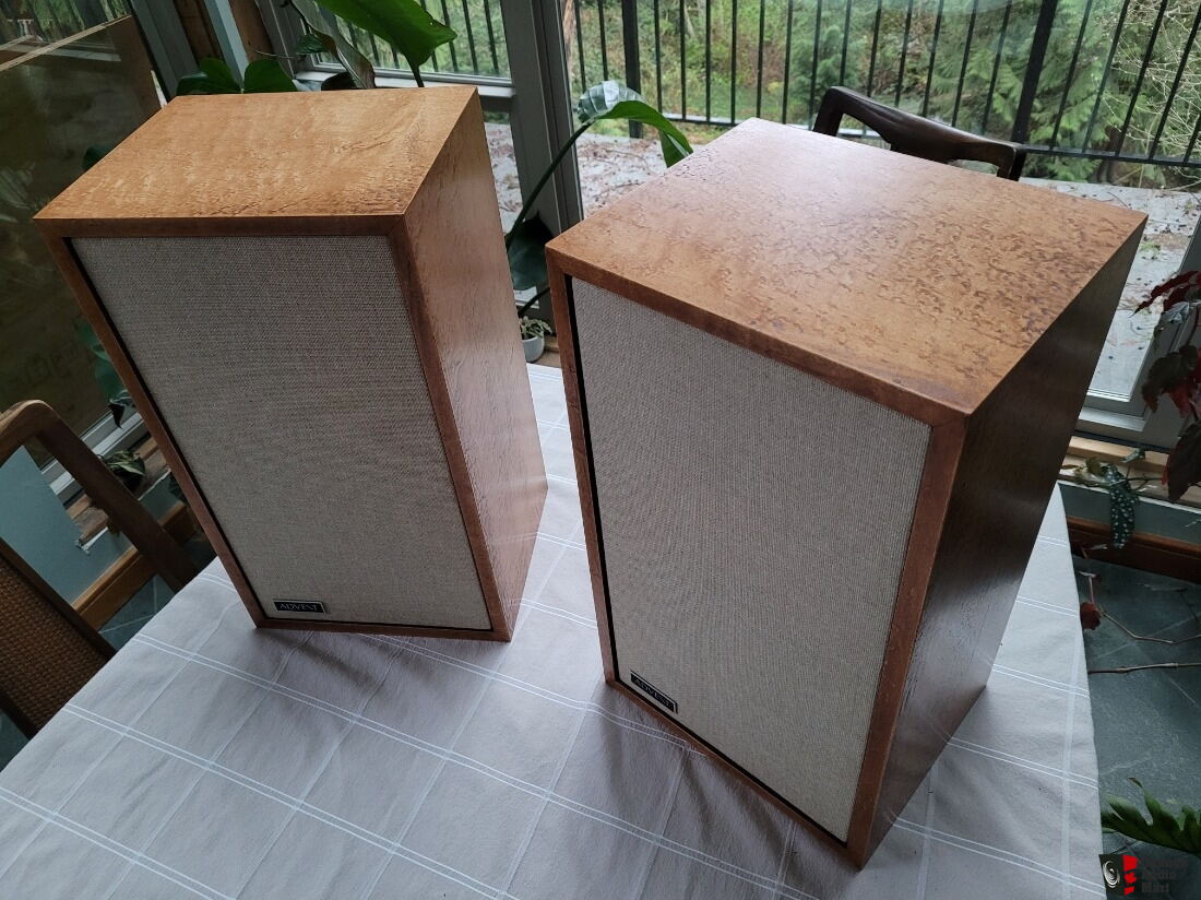 The "Smaller" Advent Speakers Photo #3788434 - Canuck Audio Mart