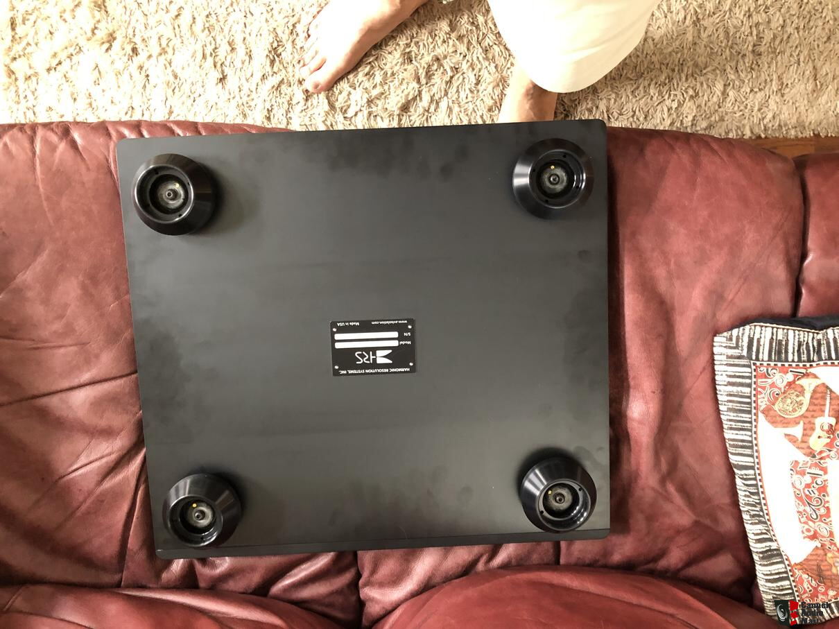 HRS E1 isolation platform Photo #3793030 - US Audio Mart