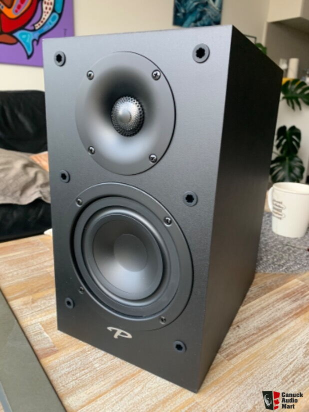 Paradigm Monitor SE Atom SE w/ High end Elac LS-80 stands (weeks old ...