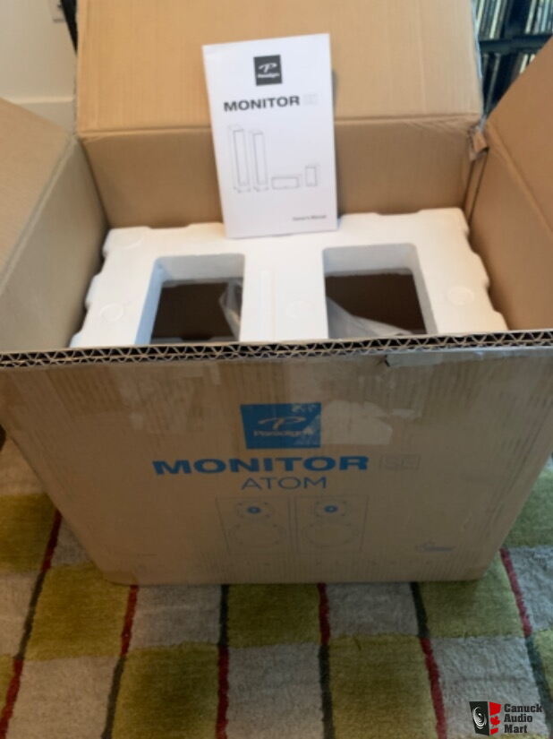 Paradigm Monitor SE Atom SE w/ High end Elac LS-80 stands (weeks old ...