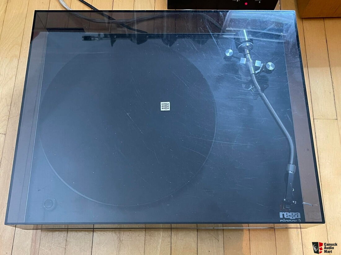 Excellent Rega Planar 3 with R200 tonearm Photo #3815378 - US Audio Mart