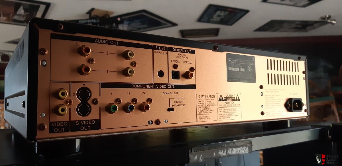 Sony DVP S9000 ES SACD DVD CD Audiophile Player Photo #3821102 - UK ...