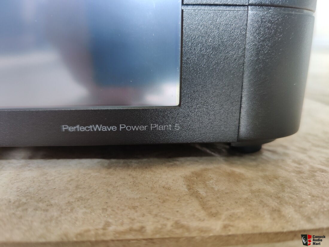 PS Audio PerfectWave Power Plant 5 P5 Photo #3829814 - Canuck Audio Mart