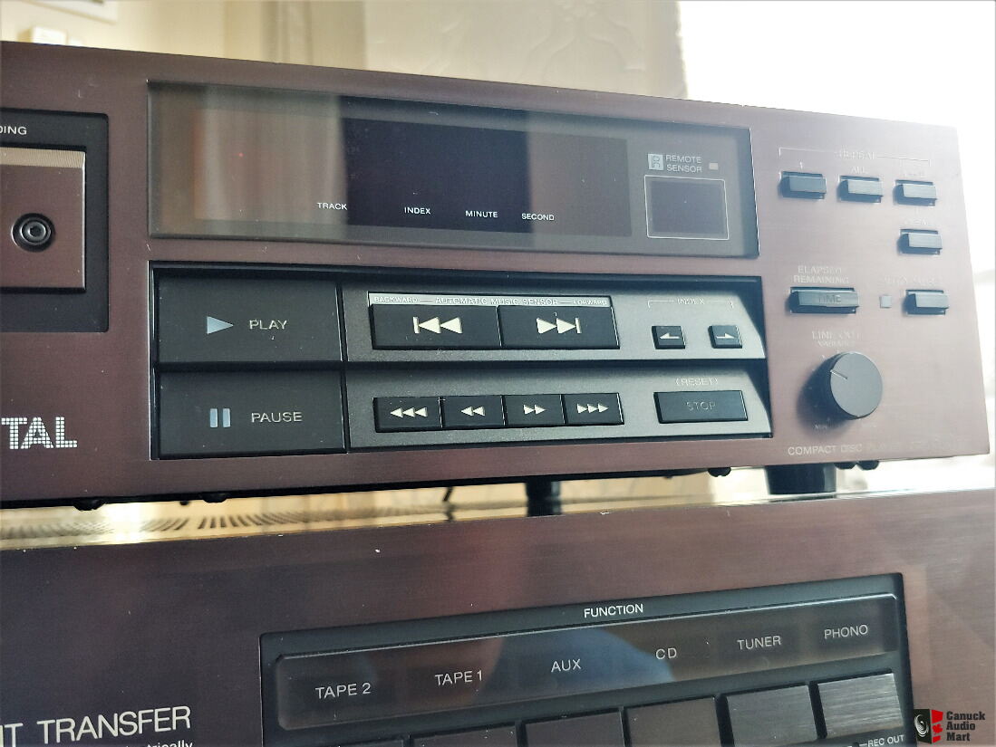 SONY CDP-610ES 1983 CD Player As Is Photo #3836489 - Canuck Audio Mart