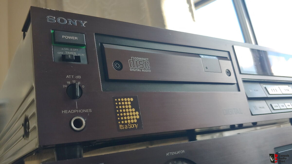 SONY CDP-610ES 1983 CD Player As Is Photo #3836489 - Canuck Audio Mart