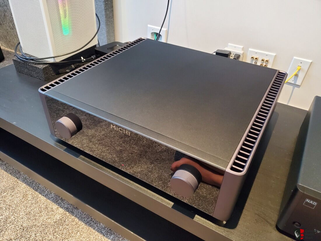 Michi P5 Preamplifier - MINT Shipping Included Photo #3845521 - Canuck ...