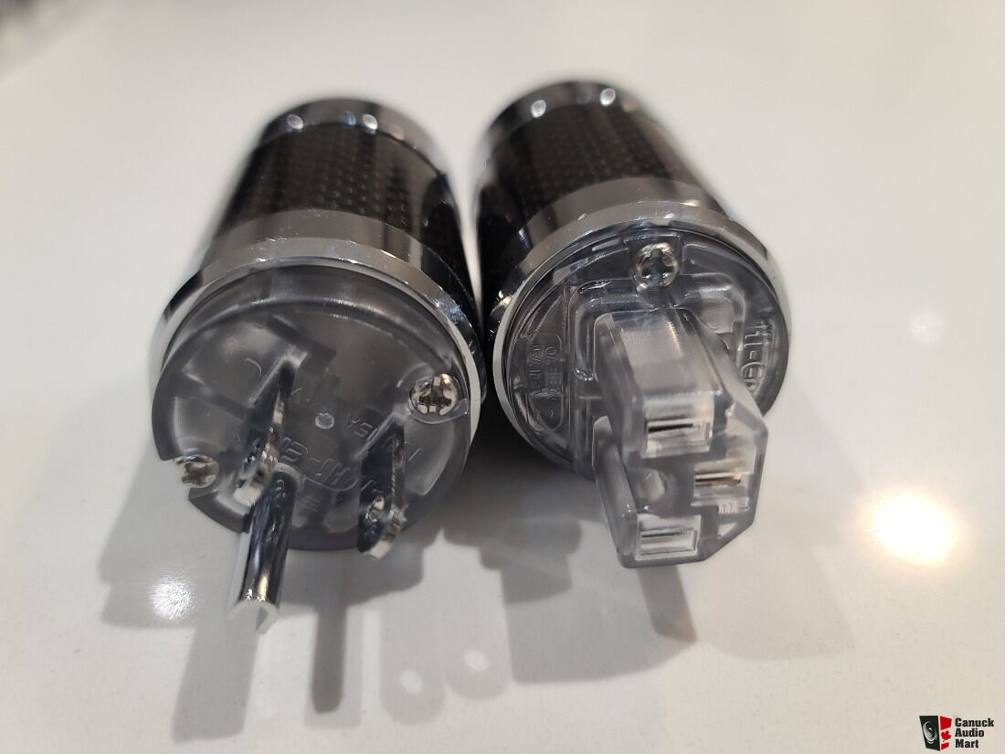 Premium Black Carbon Fiber & Machined Aluminum IEC power Plugs Photo ...