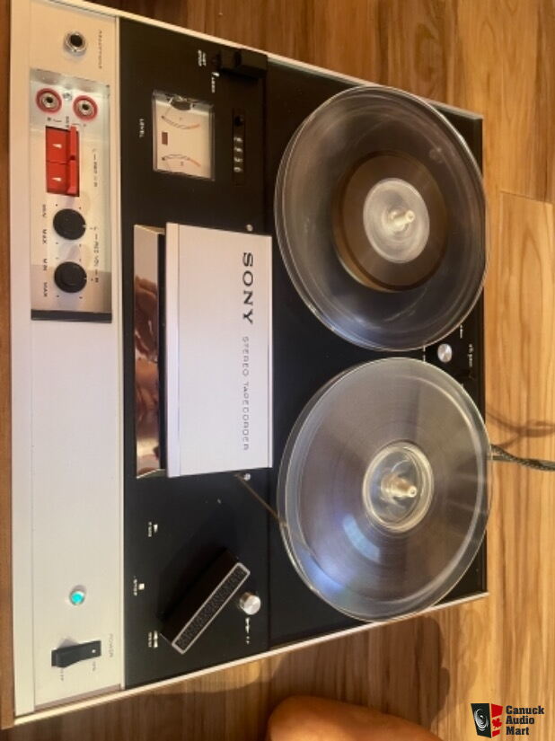 Reduce Sony vintage TC-255 was a reel-to-reel tape deck Photo #3852400 ...