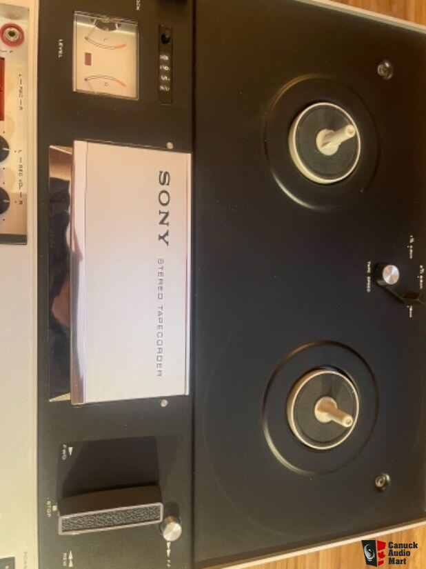 Reduce Sony vintage TC-255 was a reel-to-reel tape deck Photo #3852400 ...