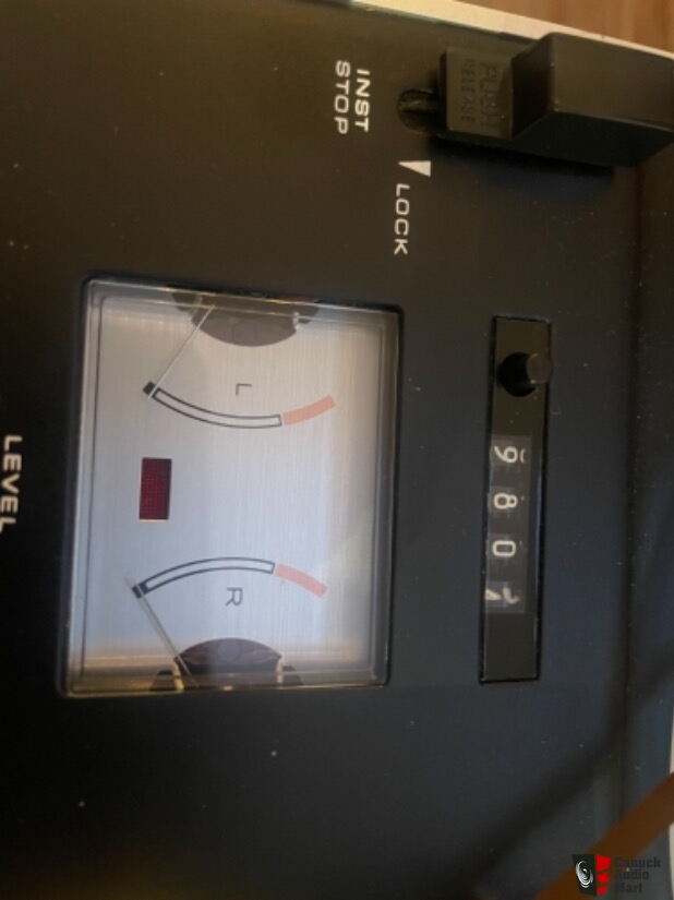 Reduce Sony vintage TC-255 was a reel-to-reel tape deck Photo #3852400 ...