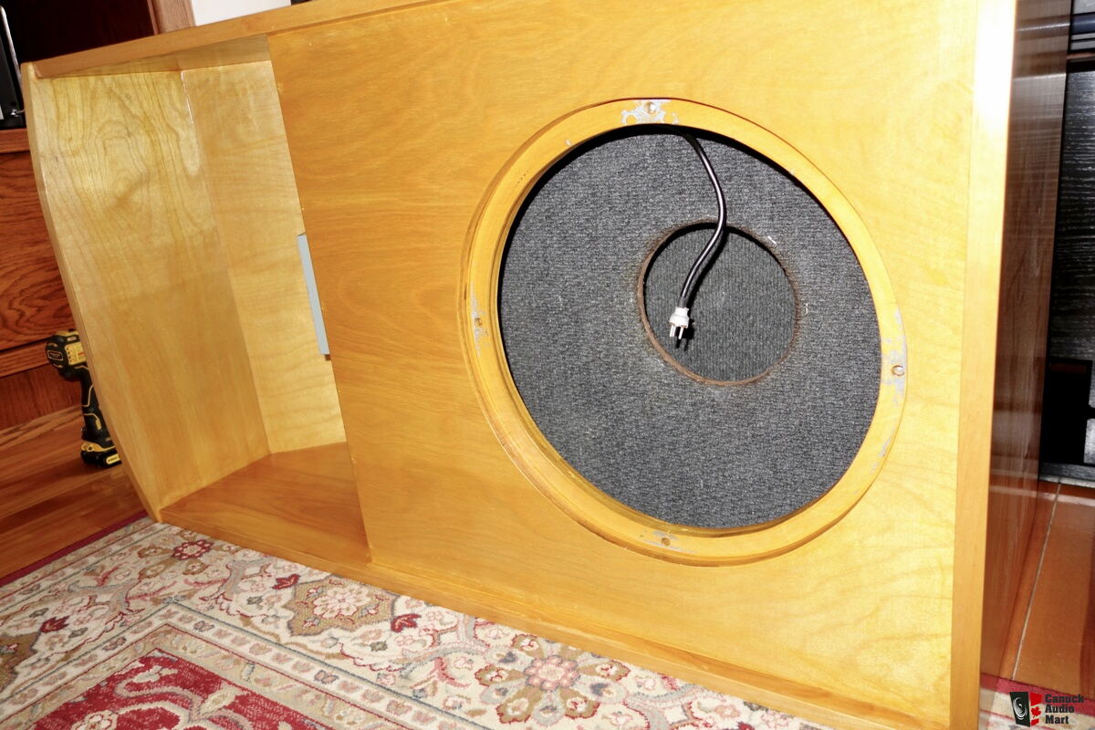 Tannoy LSU/HF/15.L Red Monitor in " Clones GRF Rectangular" cabinet ...