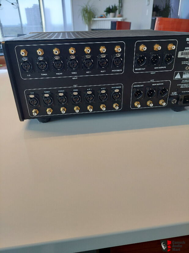 Audio Research REF 5se reference preamplifier with new tubes Photo ...