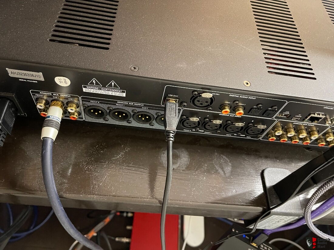 Anthem STR Pre-amplifier Photo #3874608 - Canuck Audio Mart