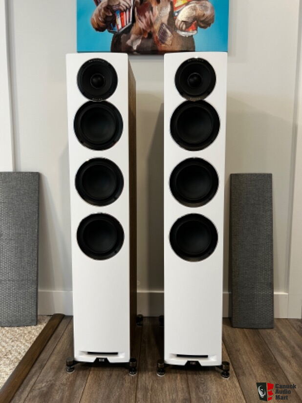 Elac Unifi Reference UFR52 (NEW model) Photo #3886593 - Canuck Audio Mart