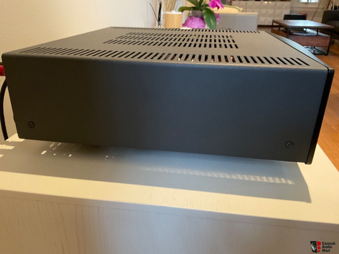 Hegel H390 Integrated amplifier / DAC / Streamer Photo #3891461 - UK ...