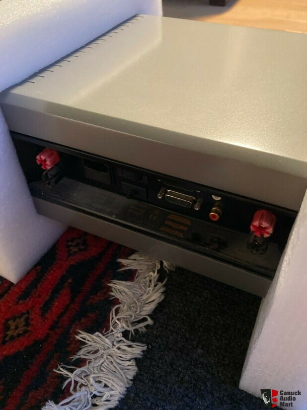 Quad 909 Power Amplifier Photo #3891797 - Canuck Audio Mart