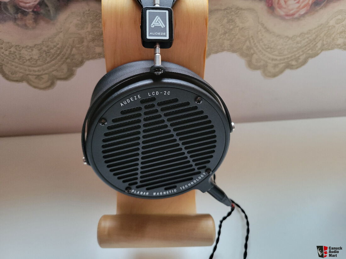 Audeze LCD-2 Classic Planar Magnetics - 4.4mm balanced cable and 2.5mm ...