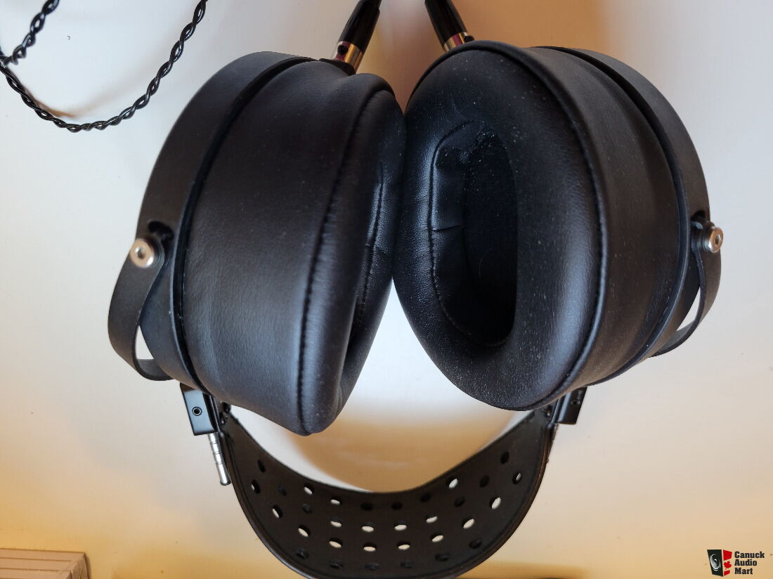 Audeze LCD-2 Classic Planar Magnetics - 4.4mm balanced cable and 2.5mm ...