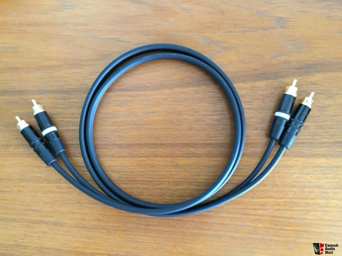 Mogami 2965 RCA Interconnects 1.2M's in Length. Mint Condition!!! Photo ...